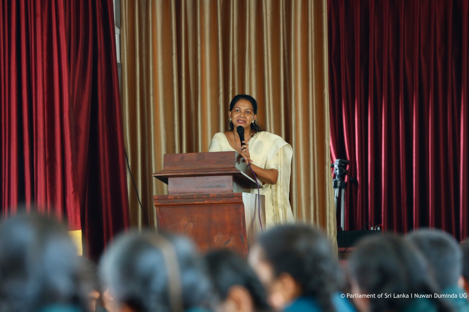 ශ්‍රී ලංකා පාර්ලිමේන්තුව - පුවත් - ශ්‍රී ලංකා පාර්ලිමේන්තුවත් එක්වූ ...