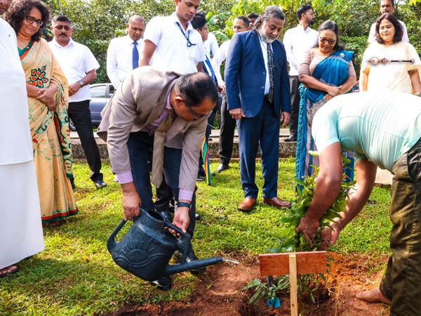 Parliament of Sri Lanka - News - A tree planting program in Parliament ...